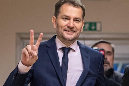 TRAPAS Matoviča v Bruseli! Domrvil prejav a KOKTAL…