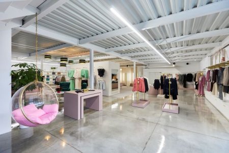 STOVKY šiat pre nevesty! V Košiciach otvorili najväčší…